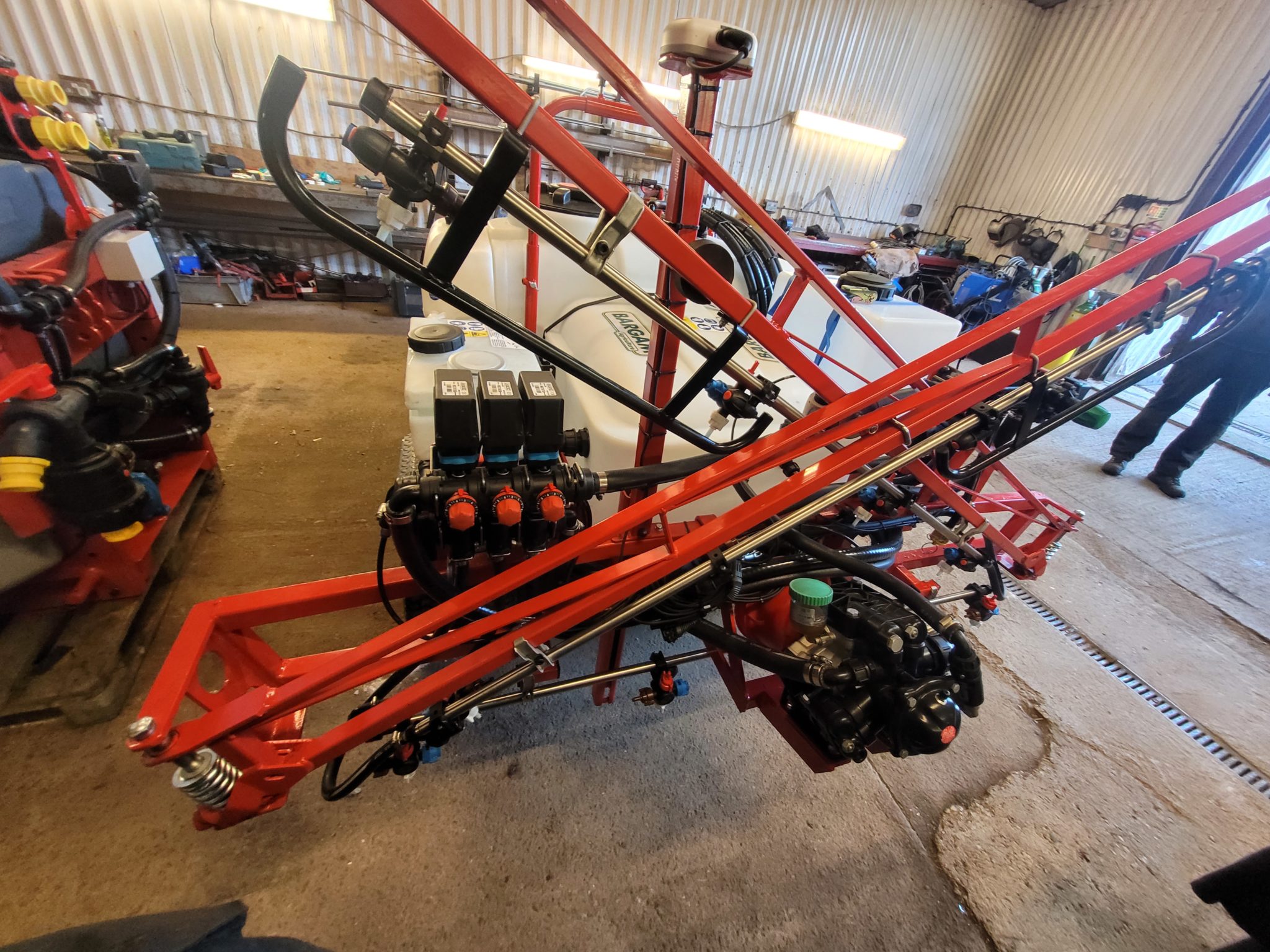 400ltr Gambetti sprayer with 6m booms on the back of a Cushman ...